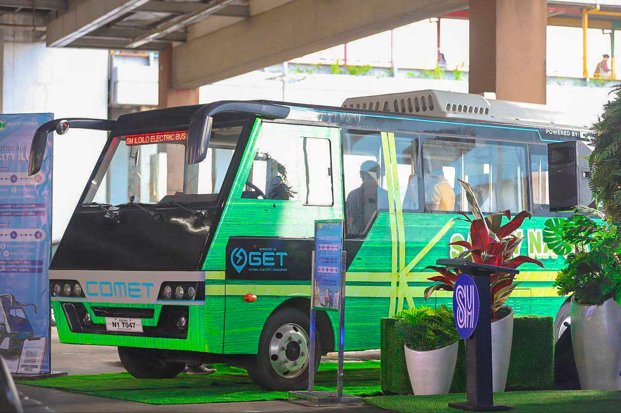 Iloilo City launches first-ever zero-emission electric bus - IBS ...
